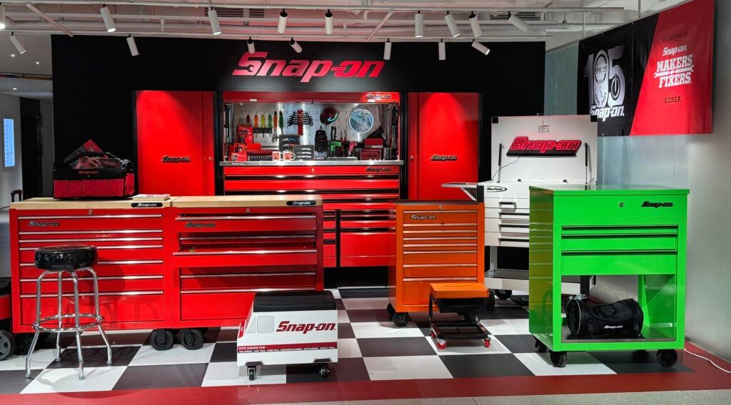 New Product! 36″ Seven -Drawer Single-Bank EPIQ™ Series Roll Cab - Snap-on